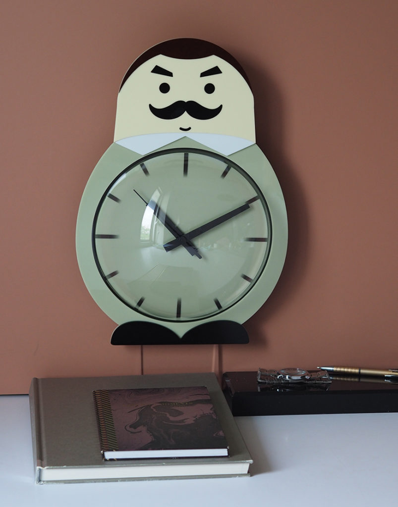 Big Family Daddy Wall Clock – KLEAR OBJECT